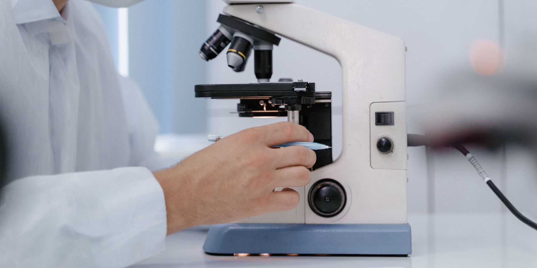 Microscope : 10 idées reçues à oublier - Microbiology